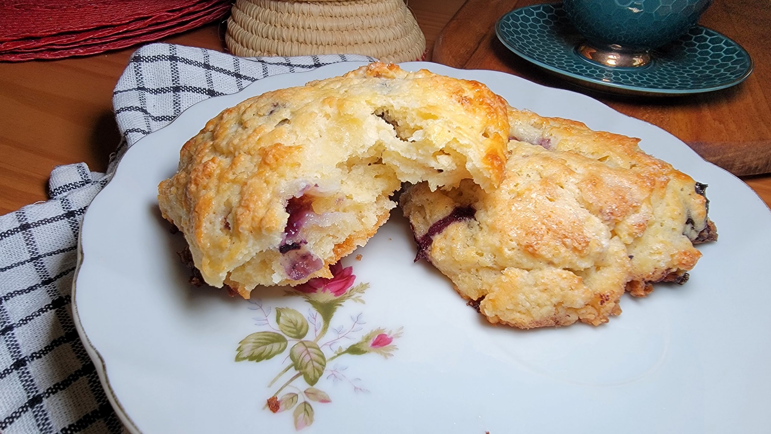 Easy Blueberry Scones Recipe – Soft & Buttery - Samra Cooks Best ...